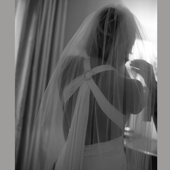 Renee Strauss | Accessories | Rene Strauss Elegant White Tone Veil With ...